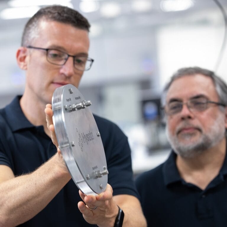 Hysata (A$42M for producing green hydrogen with capillary-fed ...